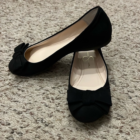 Jessica Simpson | Shoes | Jessica Simpson Mugara Ballet Flats With Bow ...